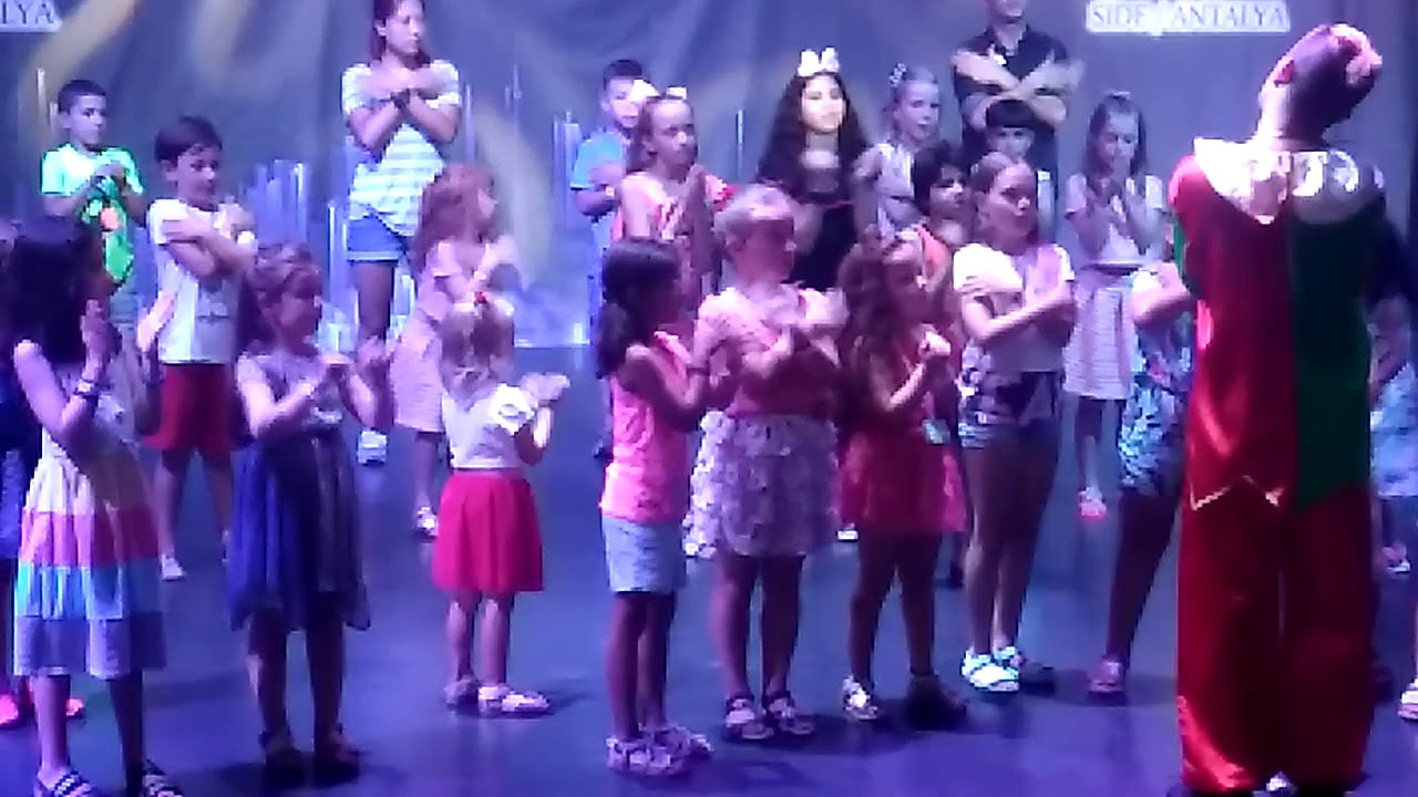 Children disco - YouTube