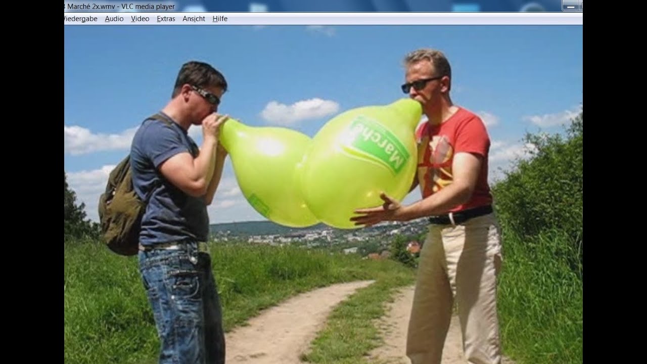 balloon contest - blow to pop race - B2P - Belbal 12" - Marché - YouTube