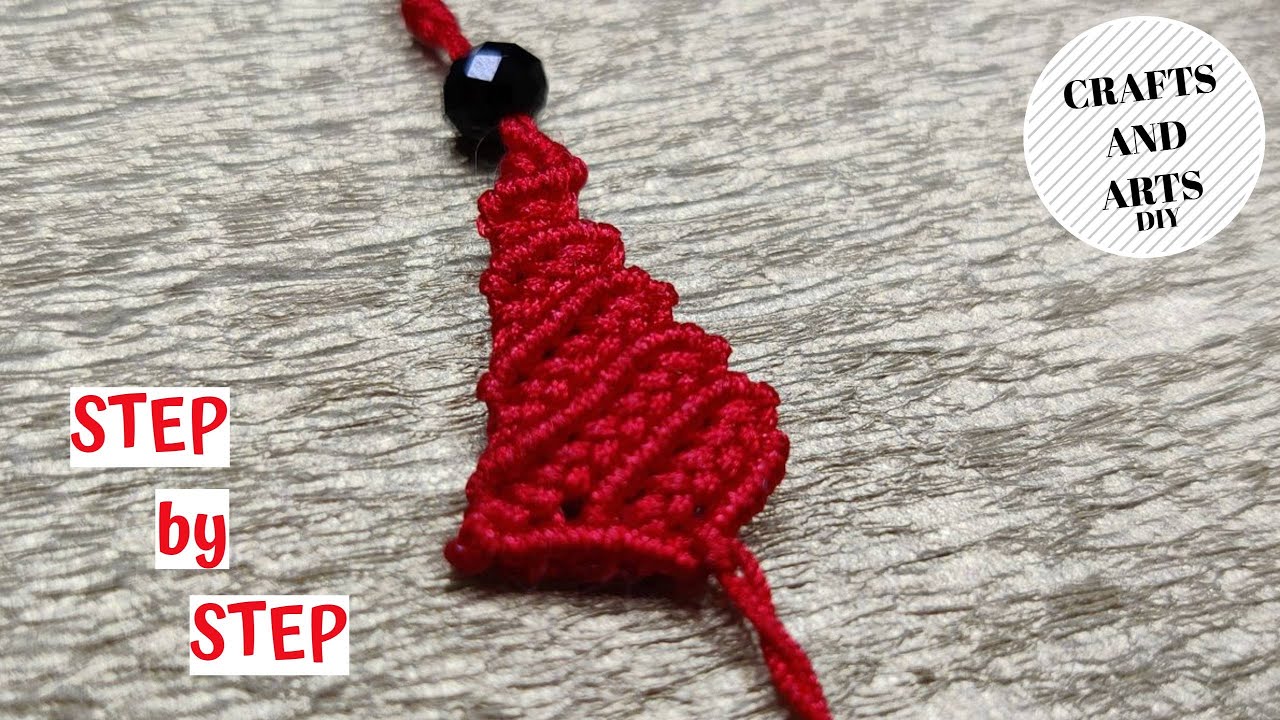 DIY Macrame Christmas tree bracelet | Μακραμέ βραχιόλι ...