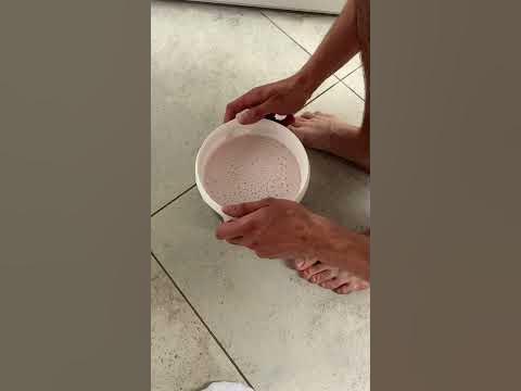 СЛЕПОК РУК ИЗ ГИПСА #влог #отношения - YouTube