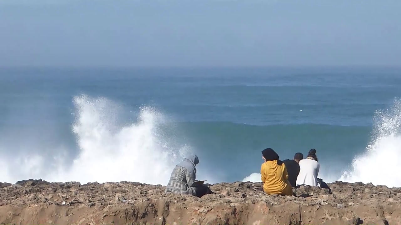 Mer forte à Rabat - YouTube