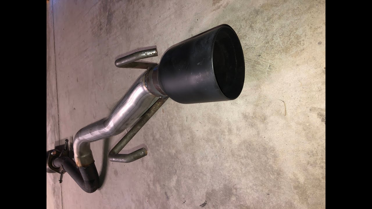 is300 Straight pipe (has res) - YouTube