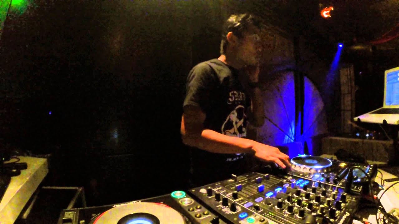 DJ NADDz (TRAPDOWN VOLUME 1) - YouTube