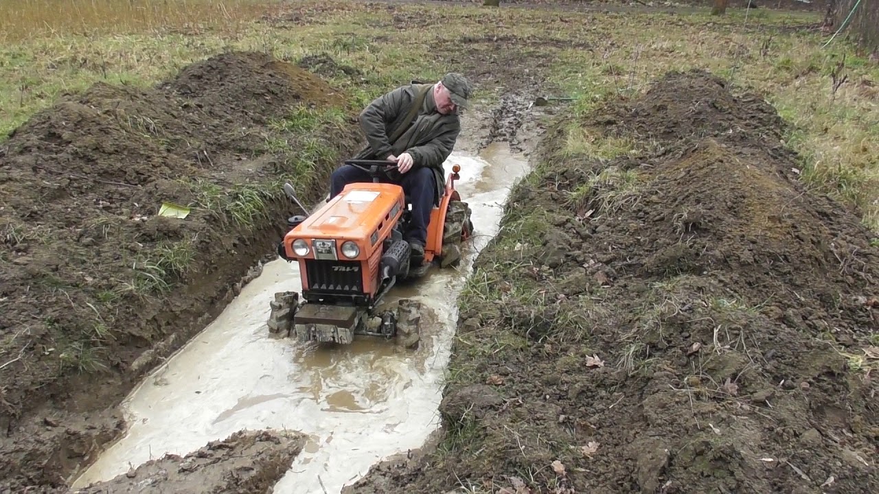 Off road tractor Kubota 5001 - 4x4 / Japanese Compact Tractor - YouTube