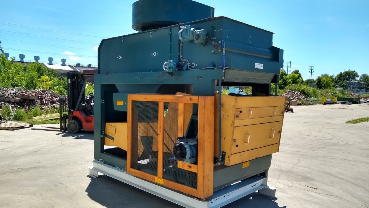 Cimbrea Delta 143 High Capacity Seed & Grain Cleaner - YouTube