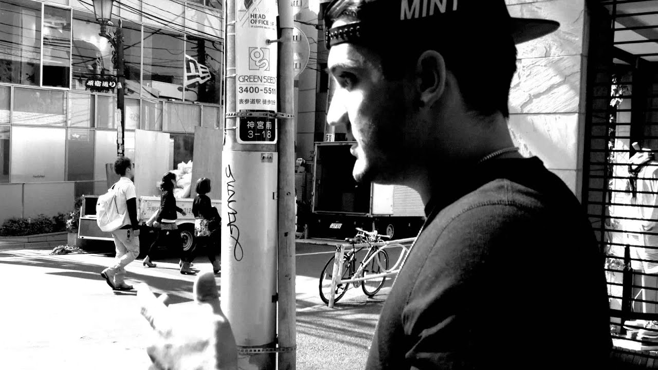 Backstage: Oz Abstract X Omar Linx - YouTube