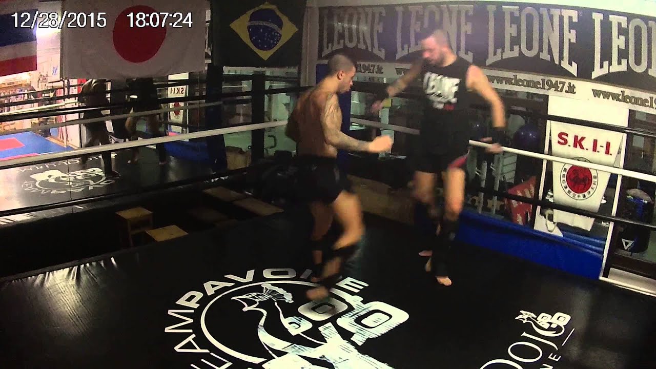 Team Pavone - Marco Pavone vs Matteo Ceresa (Low Kick 2) - 28.12.'15 ...