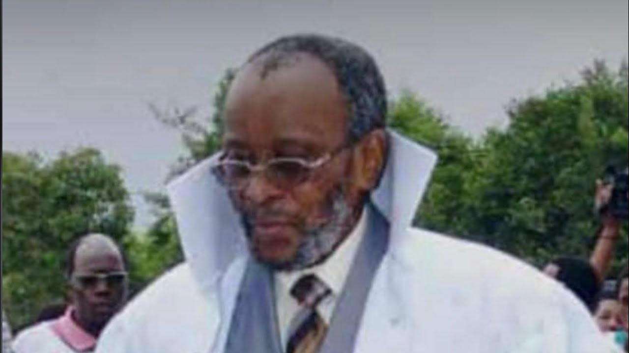 Exclusive interview with iNkosi uThingo | Shembe uNyazi Lwezulu - YouTube