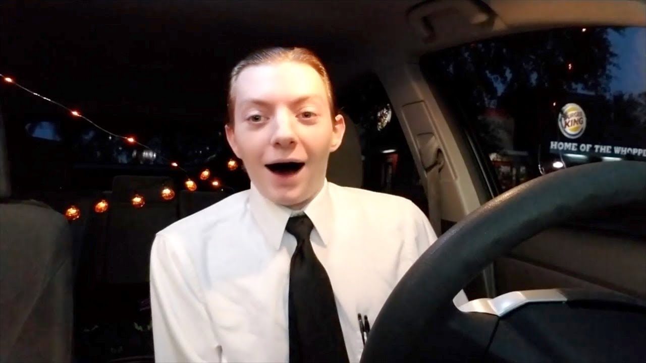 Reviewbrah experiences true joy - YouTube