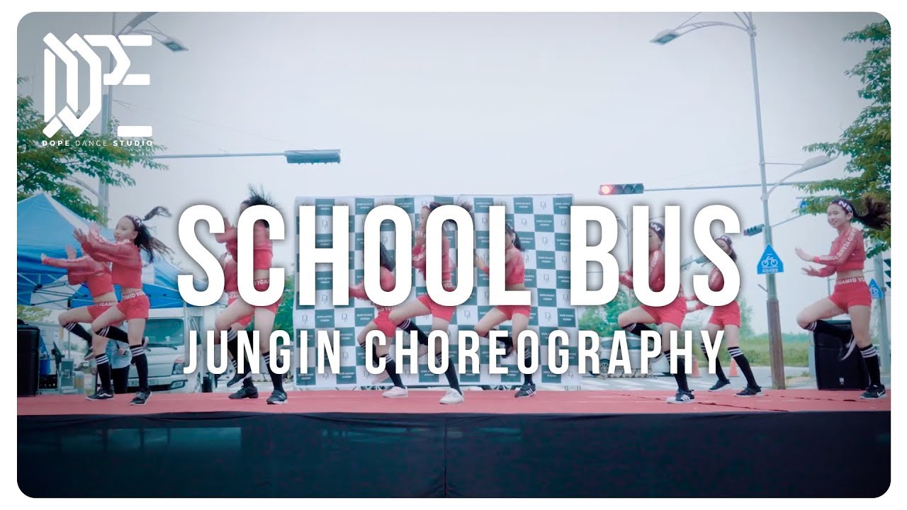 2018 DOPE DANCE STUDIO BUSKING SHOW / TEAM SCHOOL BUS - YouTube