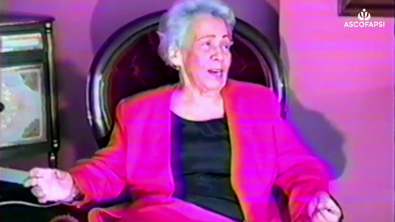 Victoria Bossio Herrera, Northwestern University. - YouTube