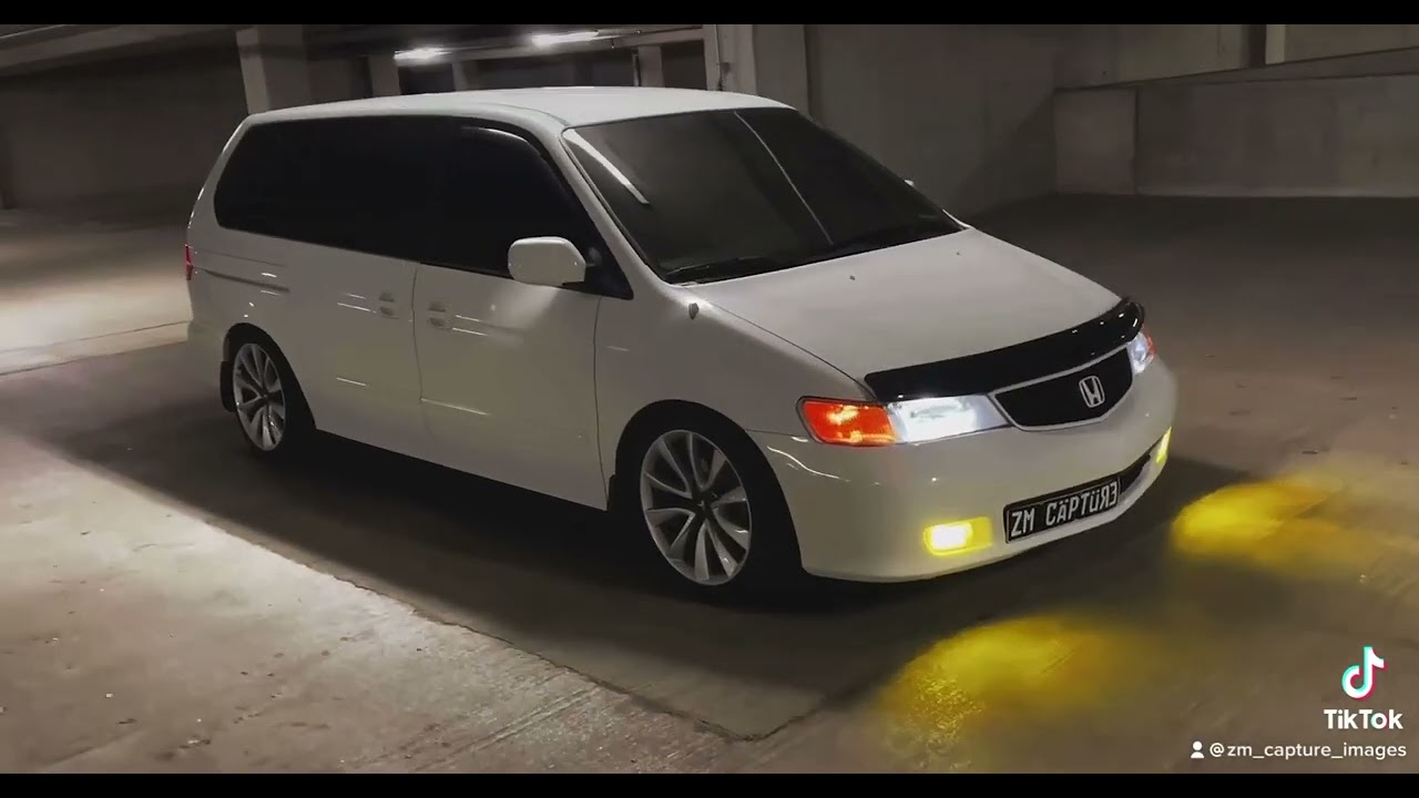 Lowered Honda Odyssey