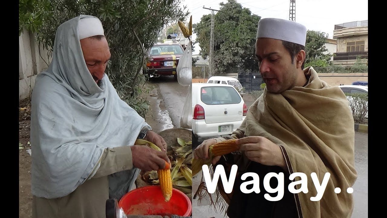 Sand Roasted Cob │ Special Sweet Corn Peshawar Pakistan - YouTube