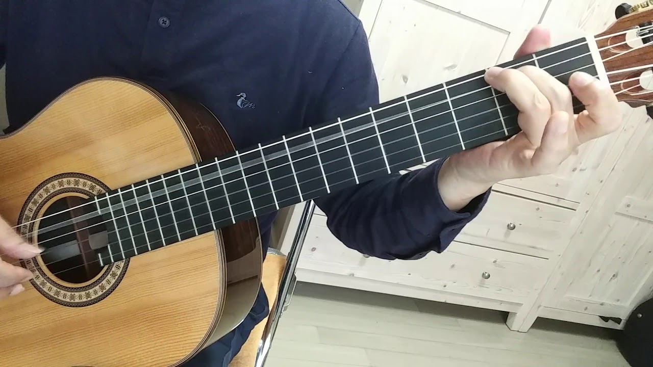 소양강처녀 김태희 조철민의 가요명곡 통기타 커버곡 7080 트롯트 가요 은행 지점장이 클래식기타 치며 부른 소양강 처녀 Youtube
