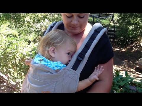 Breastfeeding While Babywearing: Soft Structured Carriers