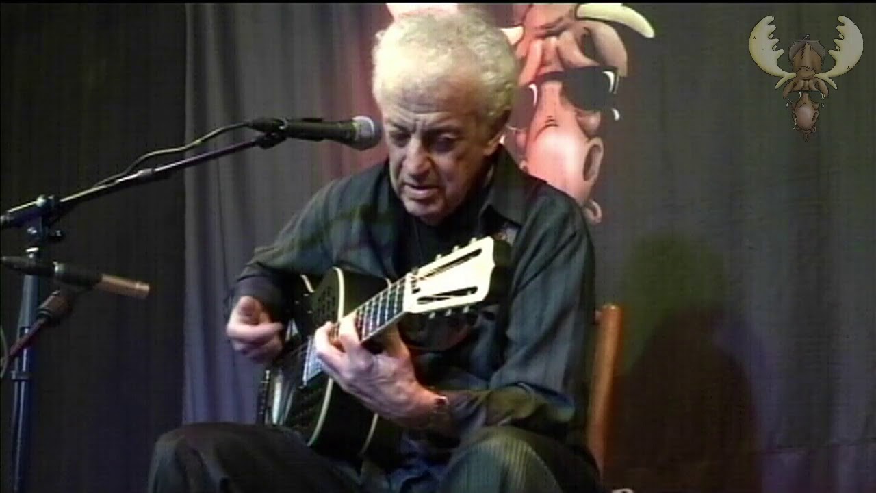 Doug Macleod - The long Black train - live at Bluesmoose Radio - YouTube