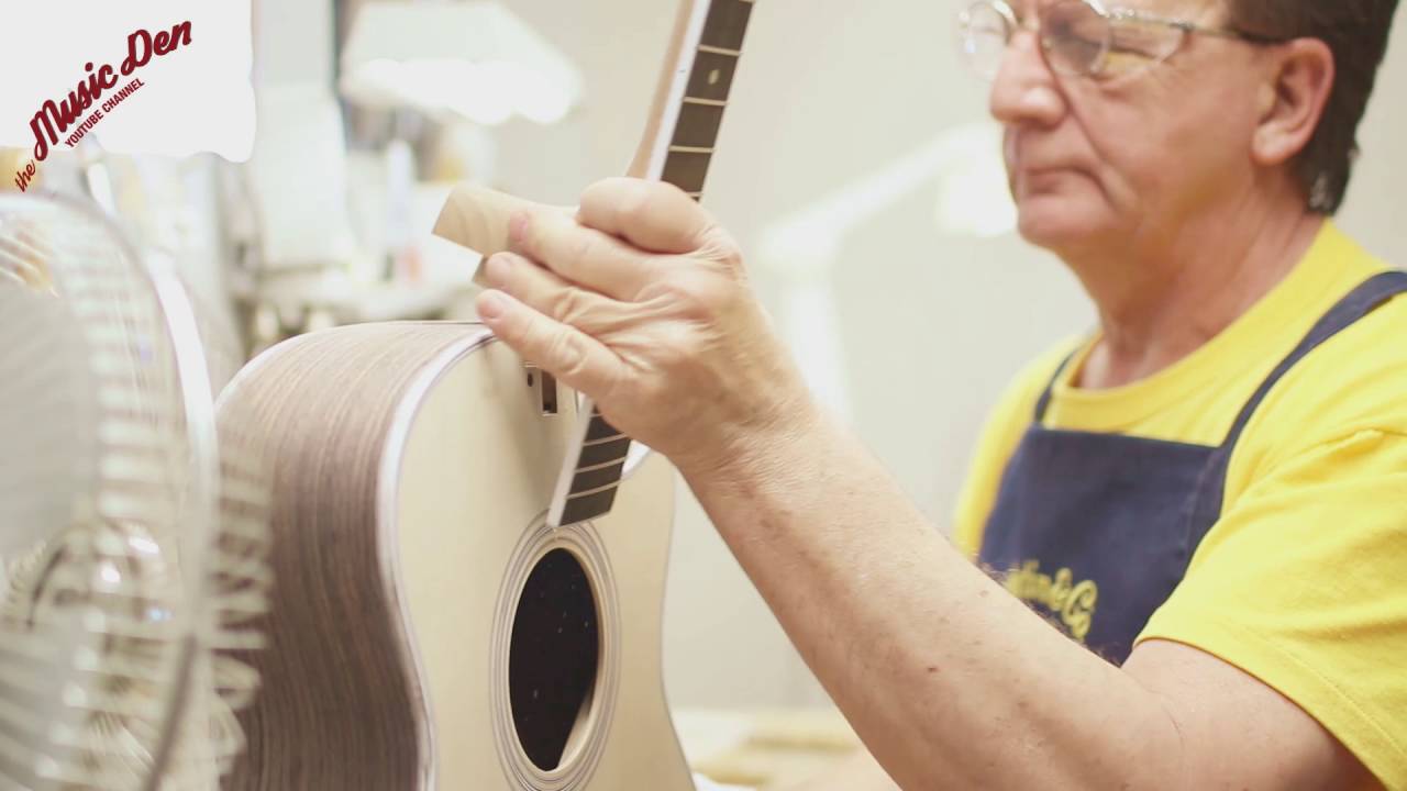 the Music Den visits the Martin Guitars Factory - YouTube
