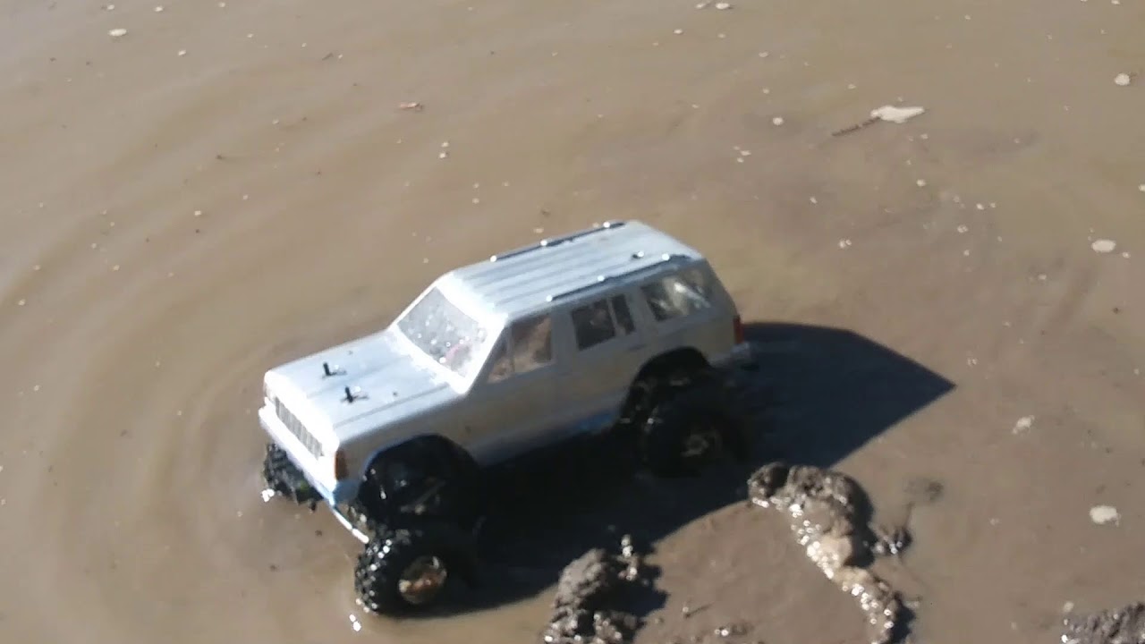 rc off road mud bog - YouTube