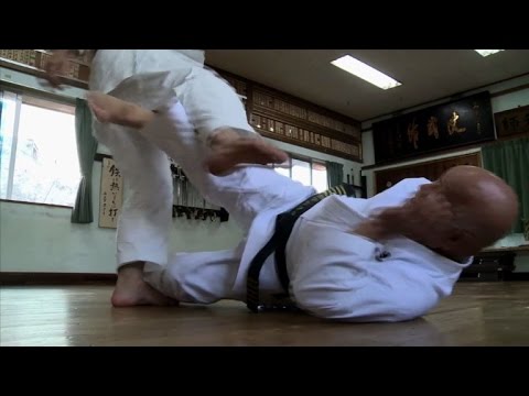 Karate: Olympic debut shines light on martial art - YouTube