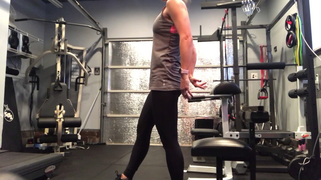 Single leg squat (seat tap) - YouTube