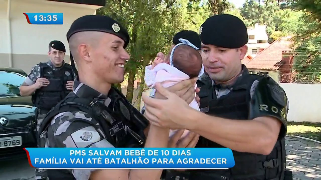 Policiais Militares salvam bebê de 10 dias após afogamento - YouTube