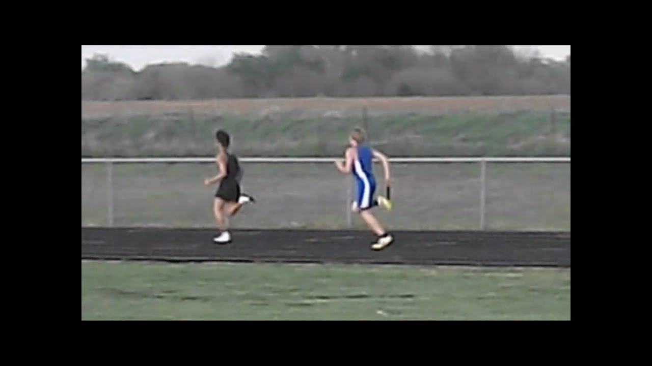 Alex - 4x400 - Winfield Invitational - 2010 - YouTube