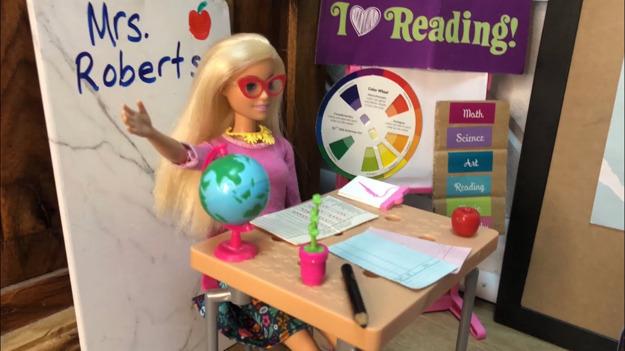 Barbie - First Day of School with Barbie - YouTube