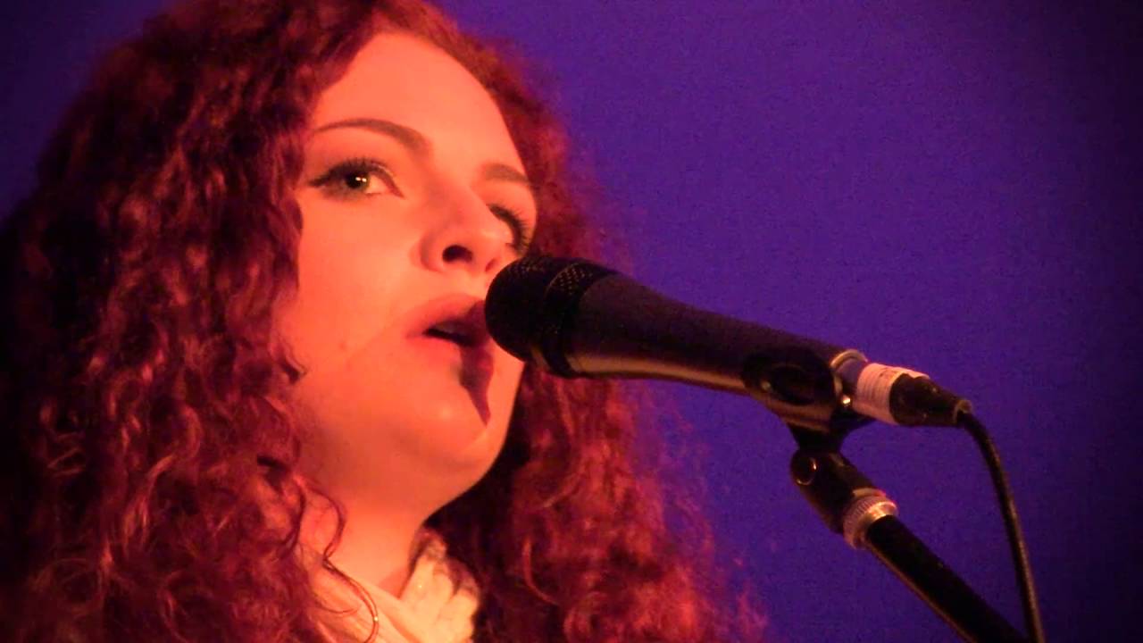 Georgia Bennett (performance) - Refugees Solidarlity Concert [2016 ...