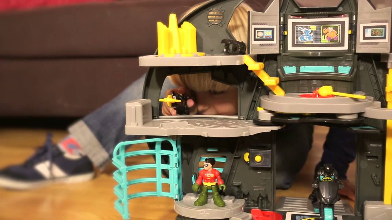 Fisher-Price® Presents: New Imaginext® Batcave - YouTube