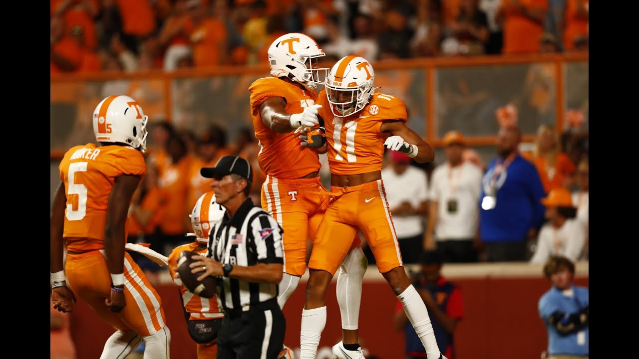 Tennessee Football: Vols celebrate win over Akron - YouTube