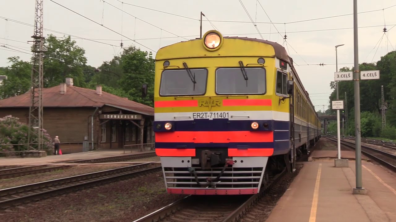 Электропоезд ЭР2Т-7114 на ст. Торнякалнс / ER2T-7114 EMU at Tornakalns ...