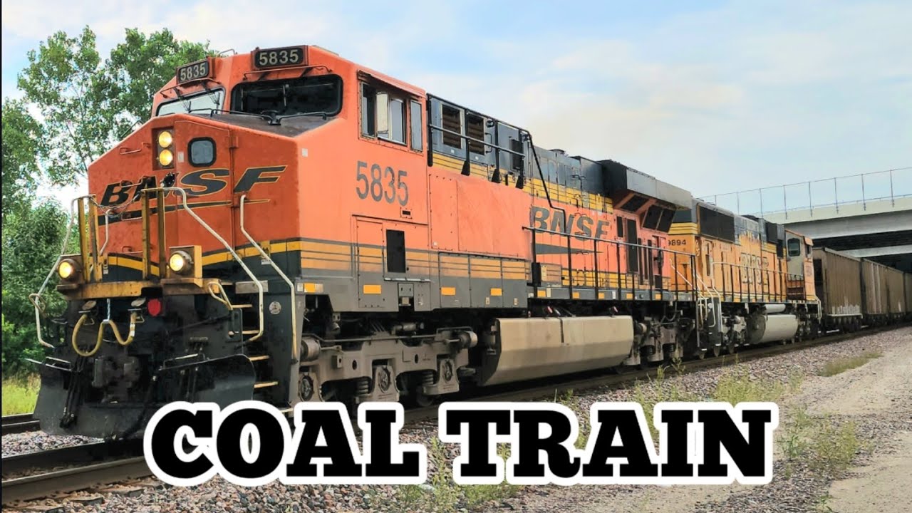 [4K] A BNSF COAL EMPTY WITH A SD70MAC IN TOW! - YouTube