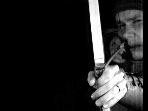 Slow motion archery, archer's paradox, stiff arrow, spine 65# - YouTube