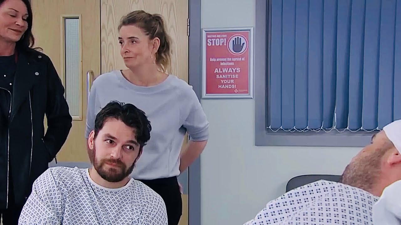 Robron Part 6 - John Spies On Robert & Vic At Keeper’s Cottage! - YouTube