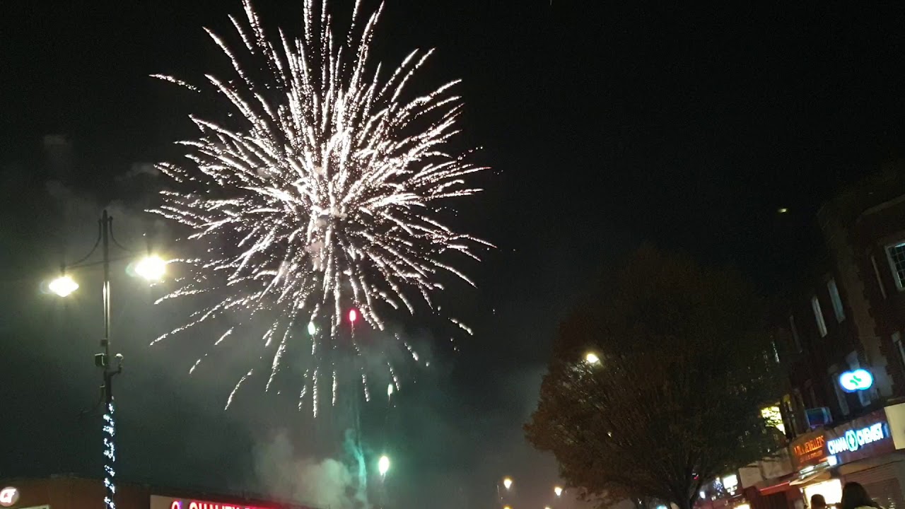 Diwali festival celebration at Southall London UK(3) - YouTube