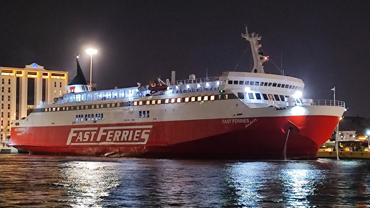 FAST FERRIES ANDROS NIGHT ARRIVAL AT PIRAEUS - YouTube