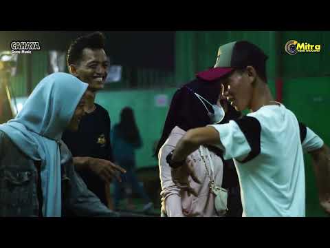 BISIKAN RINDU-ATIK SANIA-CAHAYA GRESS MUSIC-SEDULUR PRINTING TEAM SAT SET