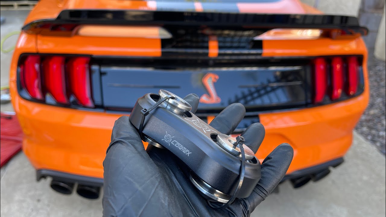 2020 Shelby GT500 Cortex Vertical Link Installation - YouTube