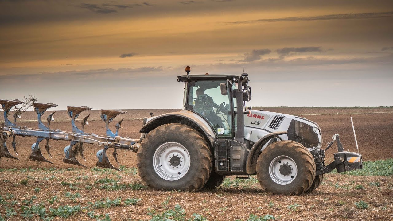 Un CLAAS pas comme les autres !! SILVER CLAAS | LEMKEN - YouTube