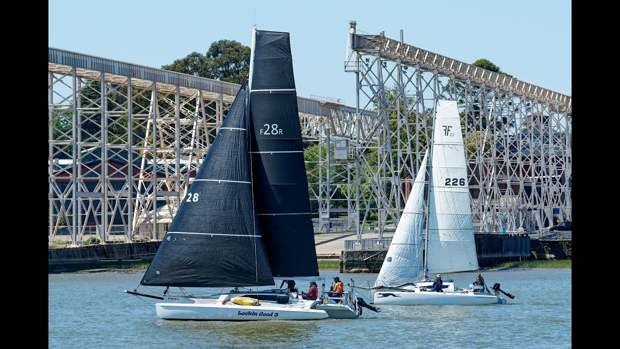 2022 Vallejo Race Sunday start, F-28R & F-22 - YouTube