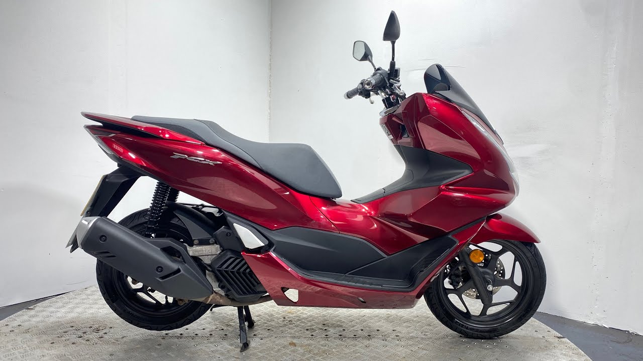 HONDA PCX 125 2022 3K WALK AROUND - YouTube