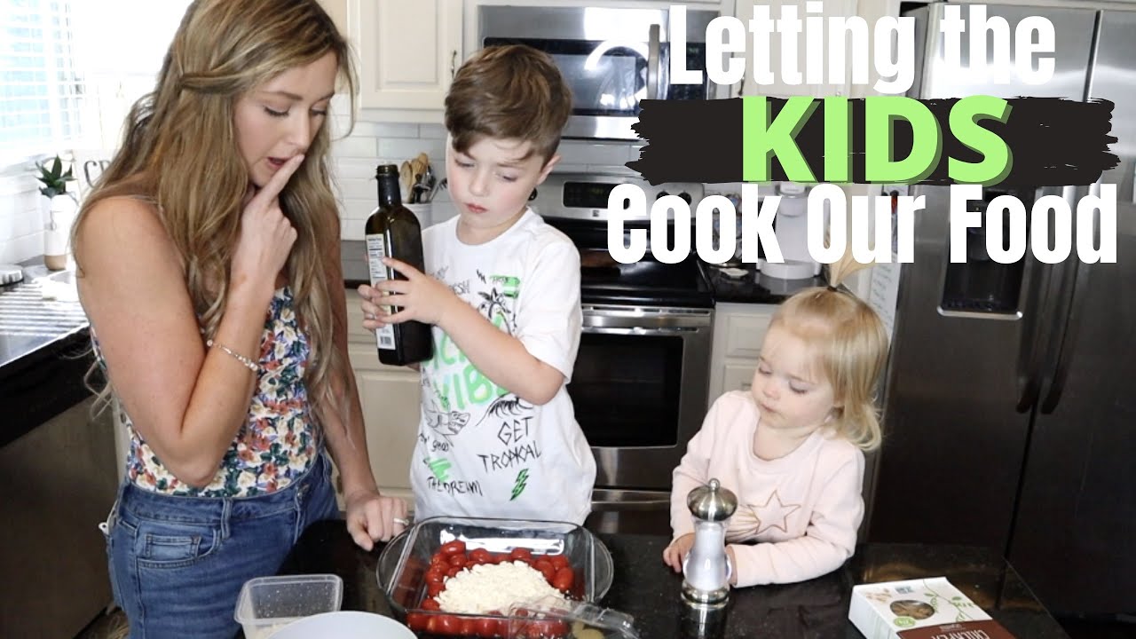 LETTING OUR KIDS COOK DINNER *Viral Tik Tok Pasta* - YouTube
