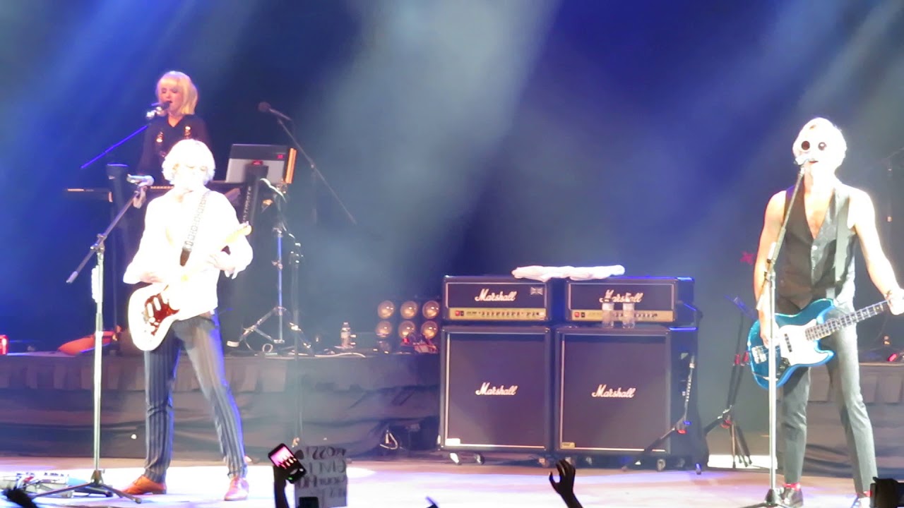 R5 // LOUD // ARENA MONTERREY - YouTube