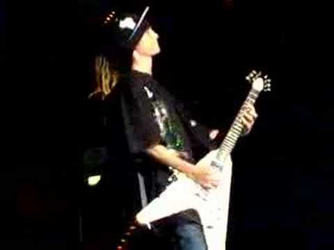 tom gitarrengott xD