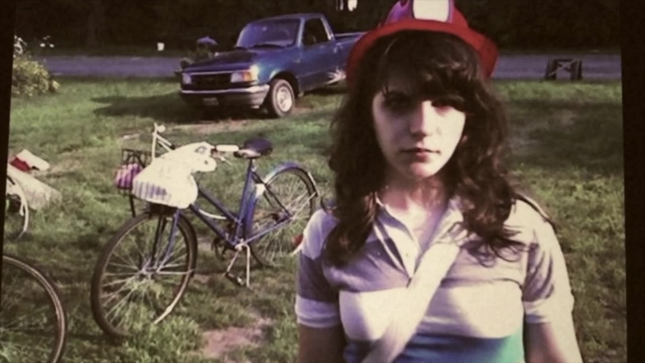 Alaska Loves You plays "Greenfields" as sung by Katy B - YouTube