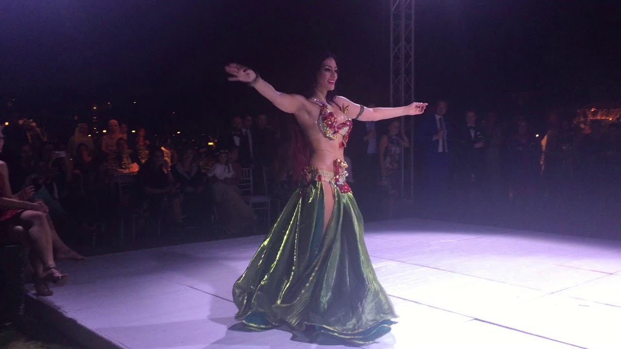 Amie Sultan Bellydance-Mejanse at Mena House - YouTube