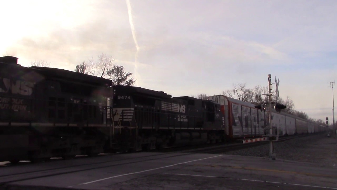 NORFOLK SOUTHERN GE AC44C6M Northbound Auto Rack Train - YouTube