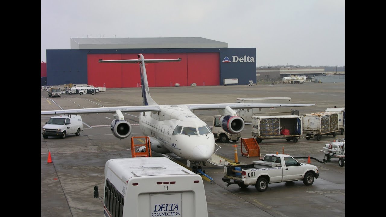 Delta Connection: Cincinnati - YouTube
