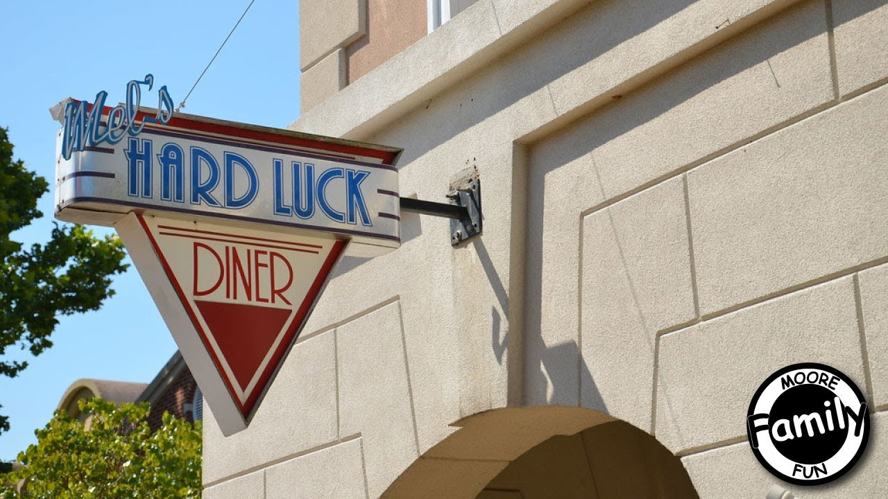Mel's Hard Luck Diner | Branson Missouri - YouTube