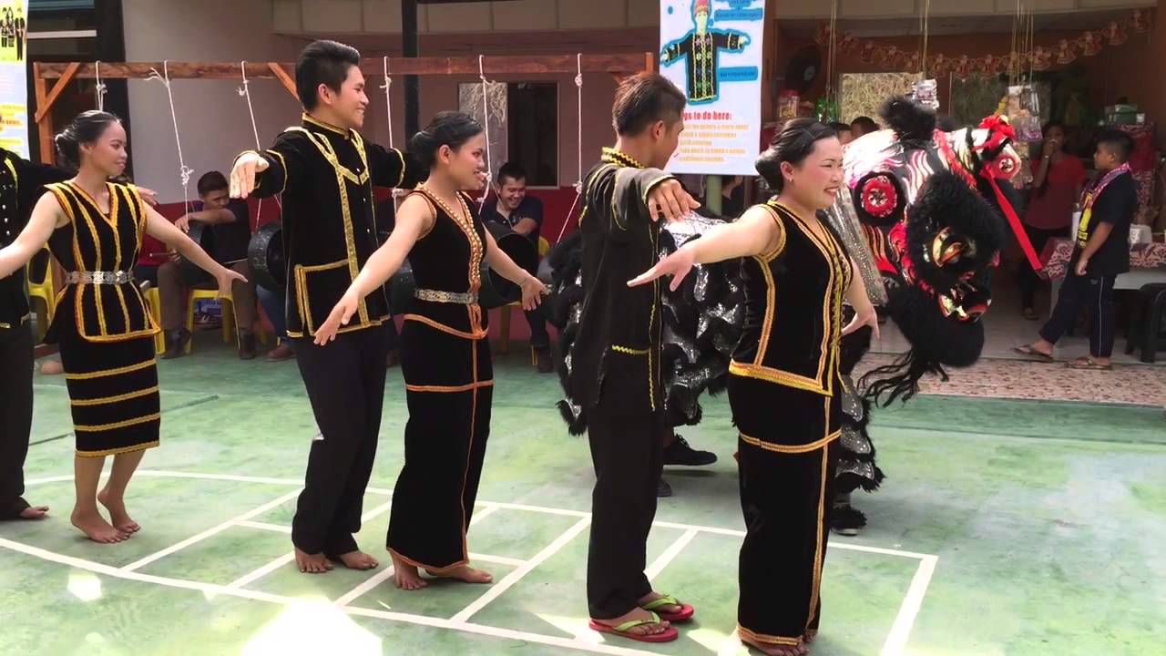 Lion Dance ft The Sumazau - YouTube